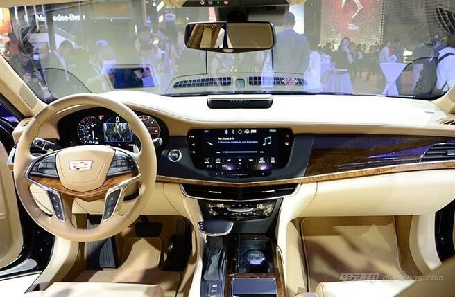 凯迪拉克 CT6 30E车型介绍