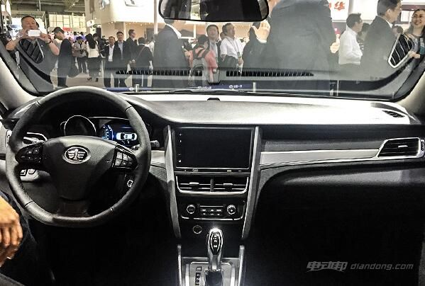 奔腾B30EV车型介绍