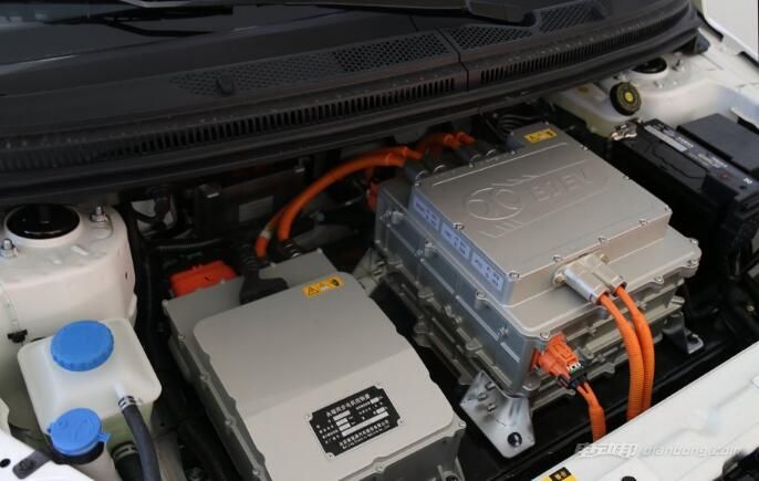 北汽新能源E系列电动汽车图片及详情