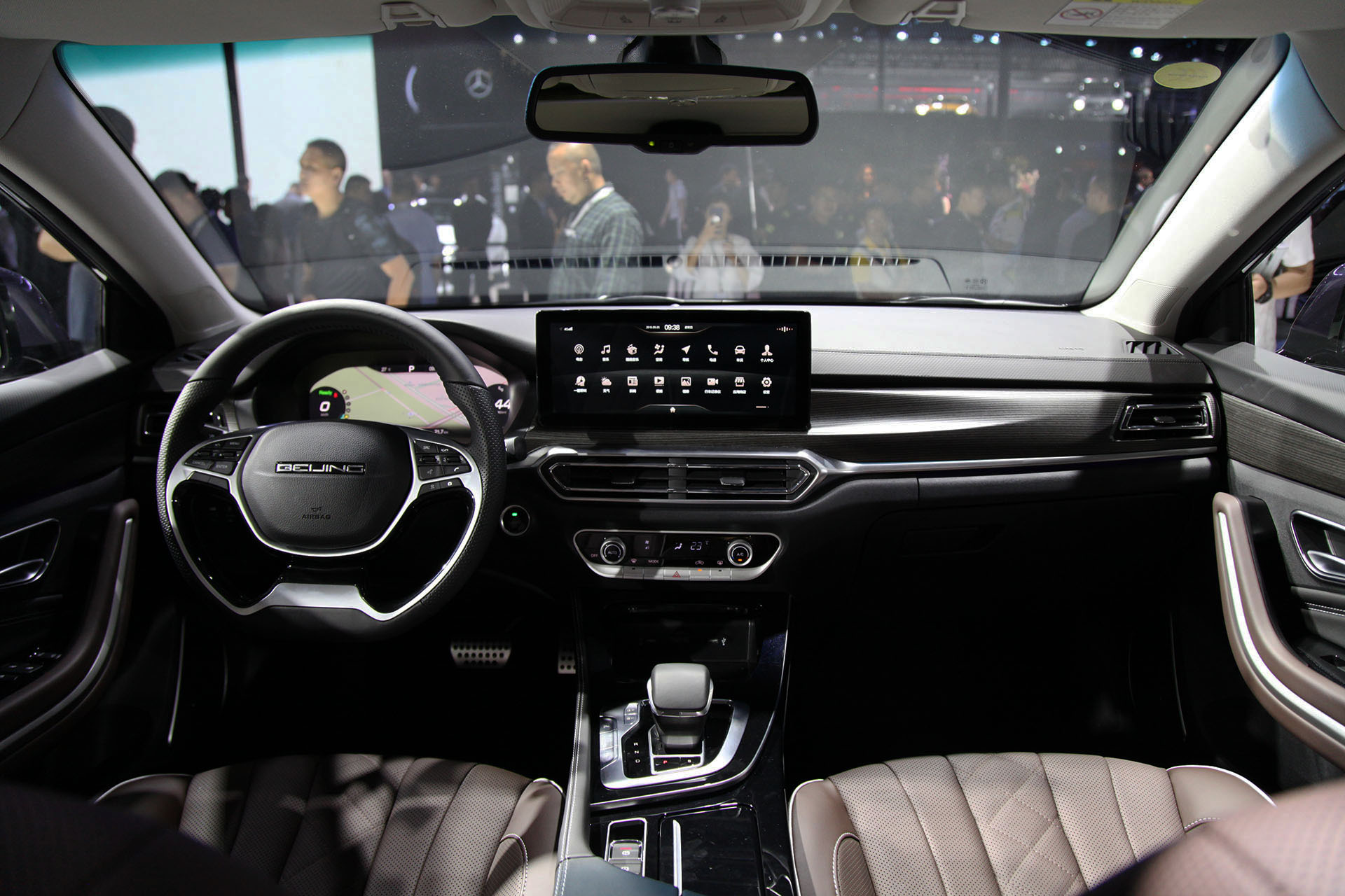 NEDC续航451 km，定位中型轿车，北京汽车EU7将于9月19日上市