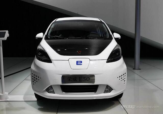 试驾荣威E50纯电动车