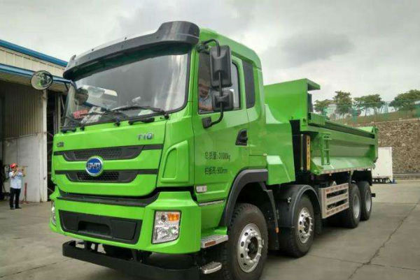 深圳比亚迪电动汽车,比亚迪全球首批500辆T10ZT投入深圳试运营